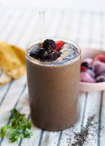 3 Energizing Breakfast Smoothie Recipes | 5 Minute Breakfasts + VIDEO